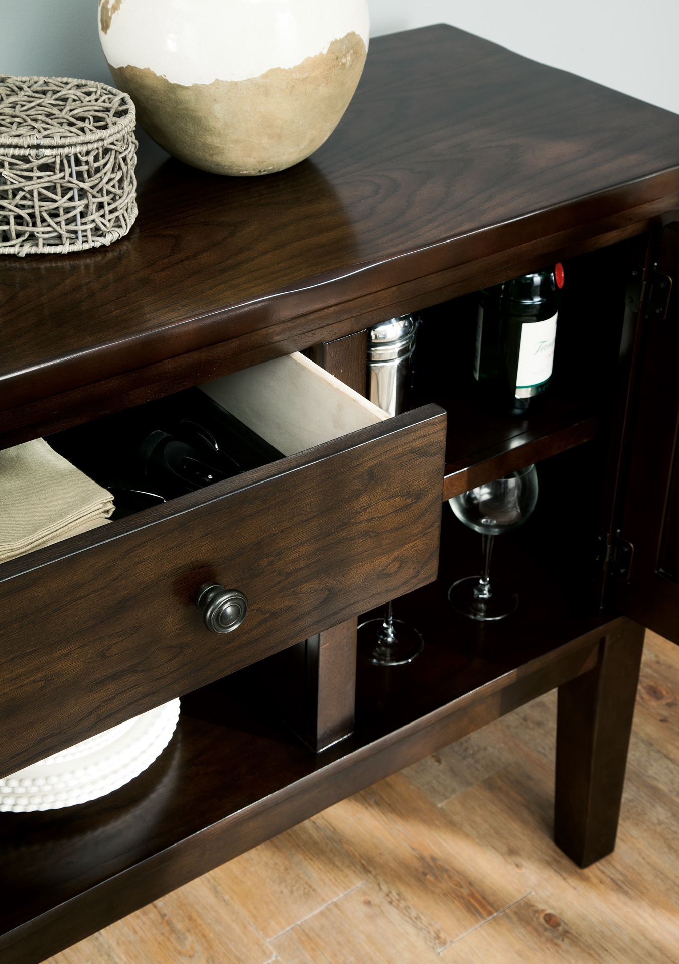 Haddigan - Dining Room Server | Kimbrell's Furniture